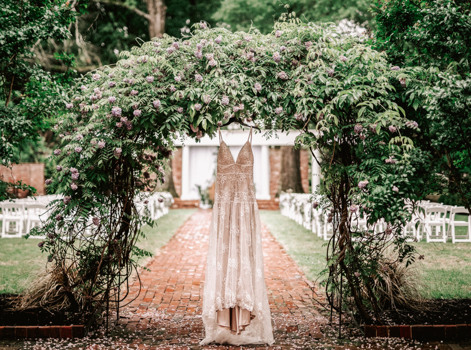 #1 Spot for Your Memphis Wedding | Cedar Hall [Complete Guide]